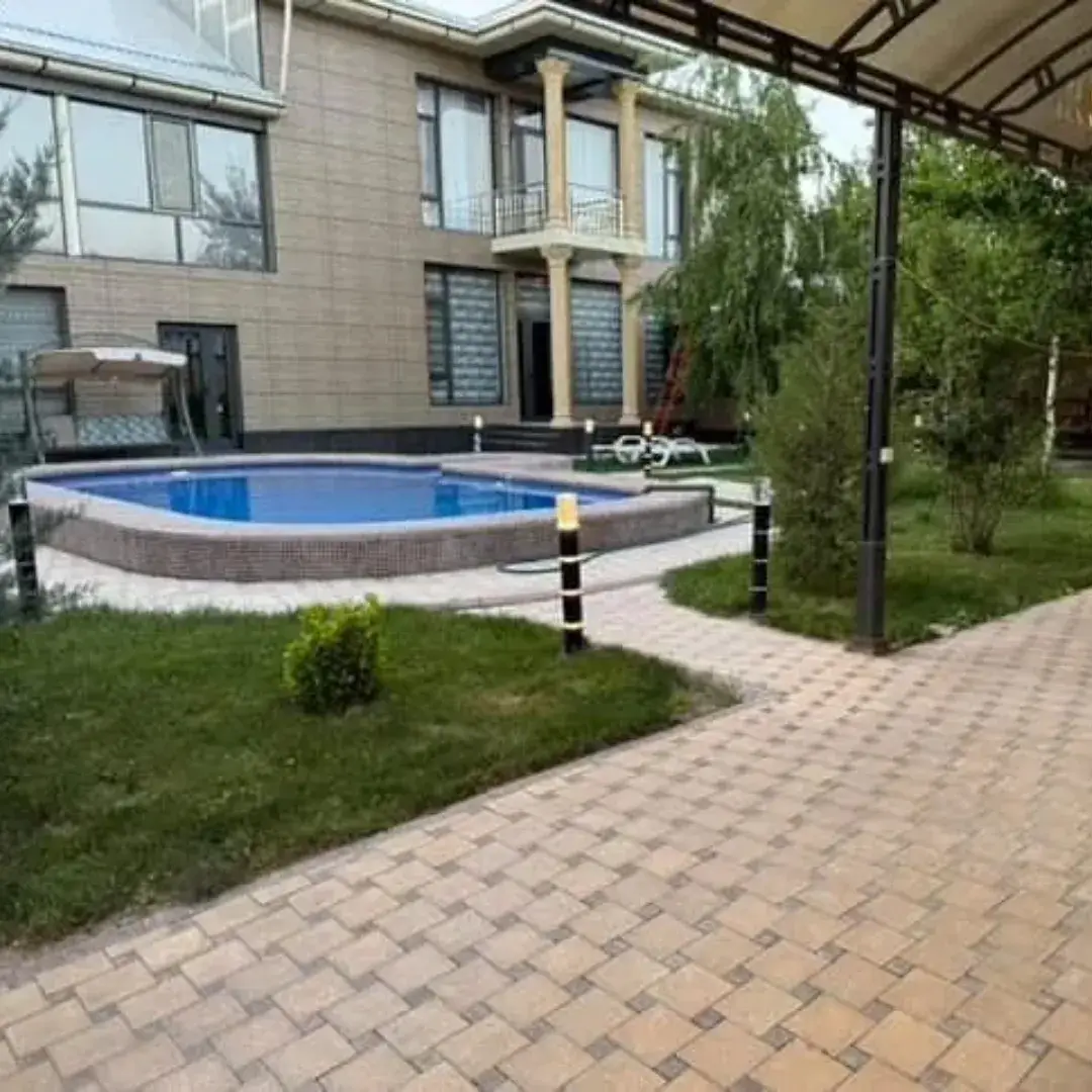 RGD – Bo'stonliqda 4 xonali, 20 kishilik dacha